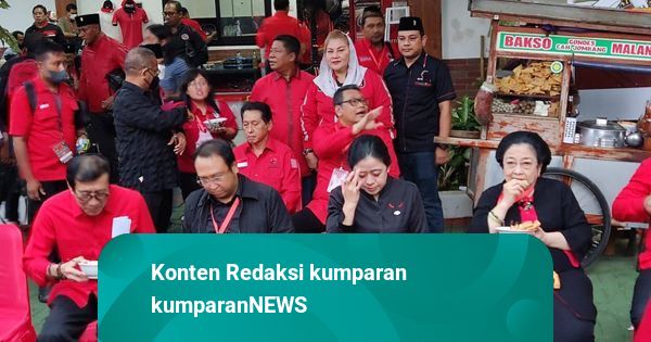 Momen Megawati, Puan hingga Prananda Makan Bakso Malang Usai Rakernas ... Momen Megawati, Puan hingga Prananda Makan Bakso Malang Usai Rakernas ...